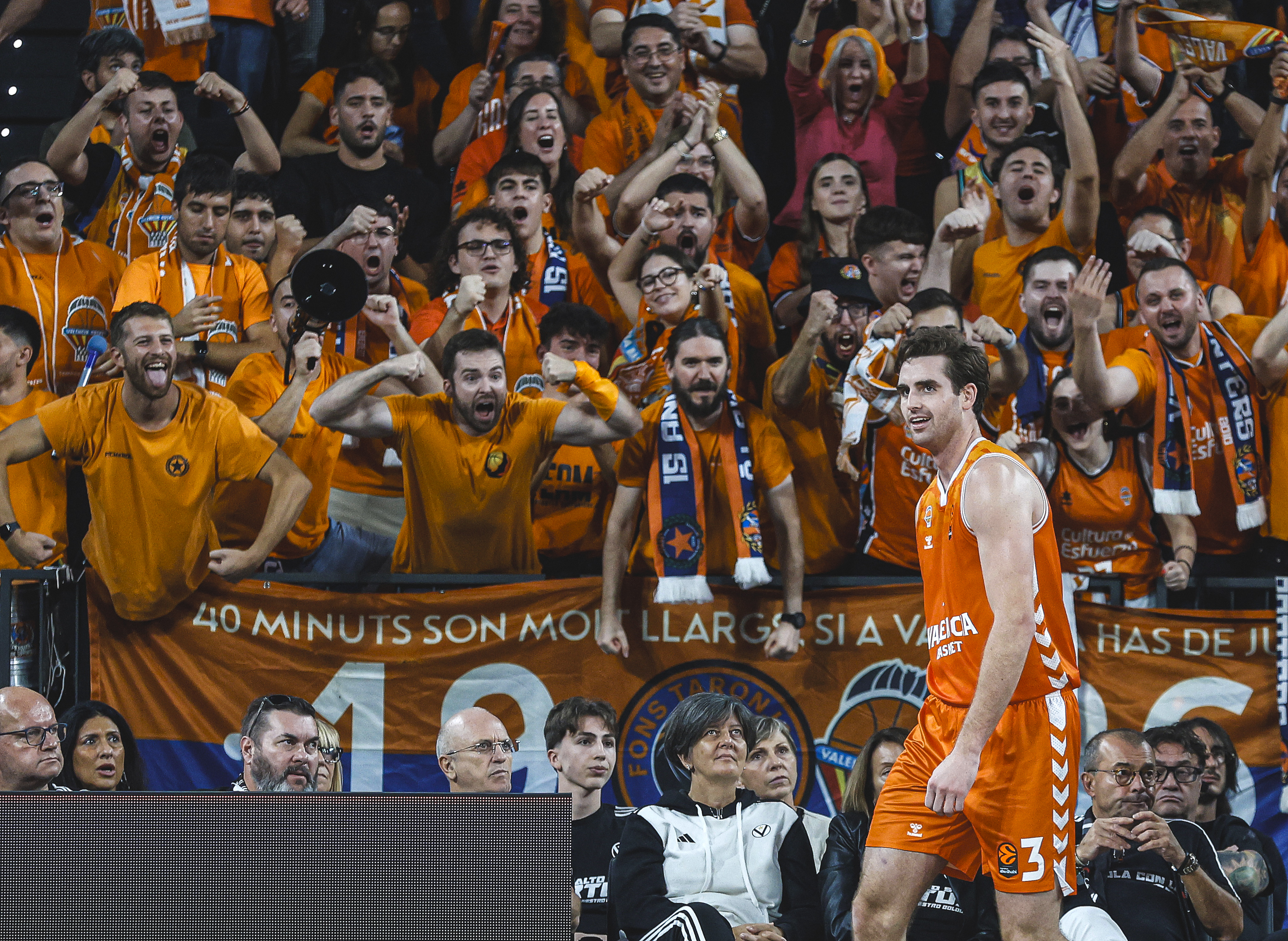 Valencia Basket returns to the Roig Arena to face Real Madrid in the ...
