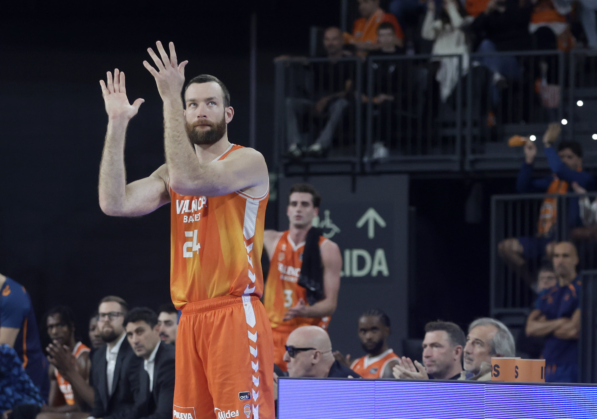 Valencia Basket repite en el Roig Arena para recibir al MoraBanc ...