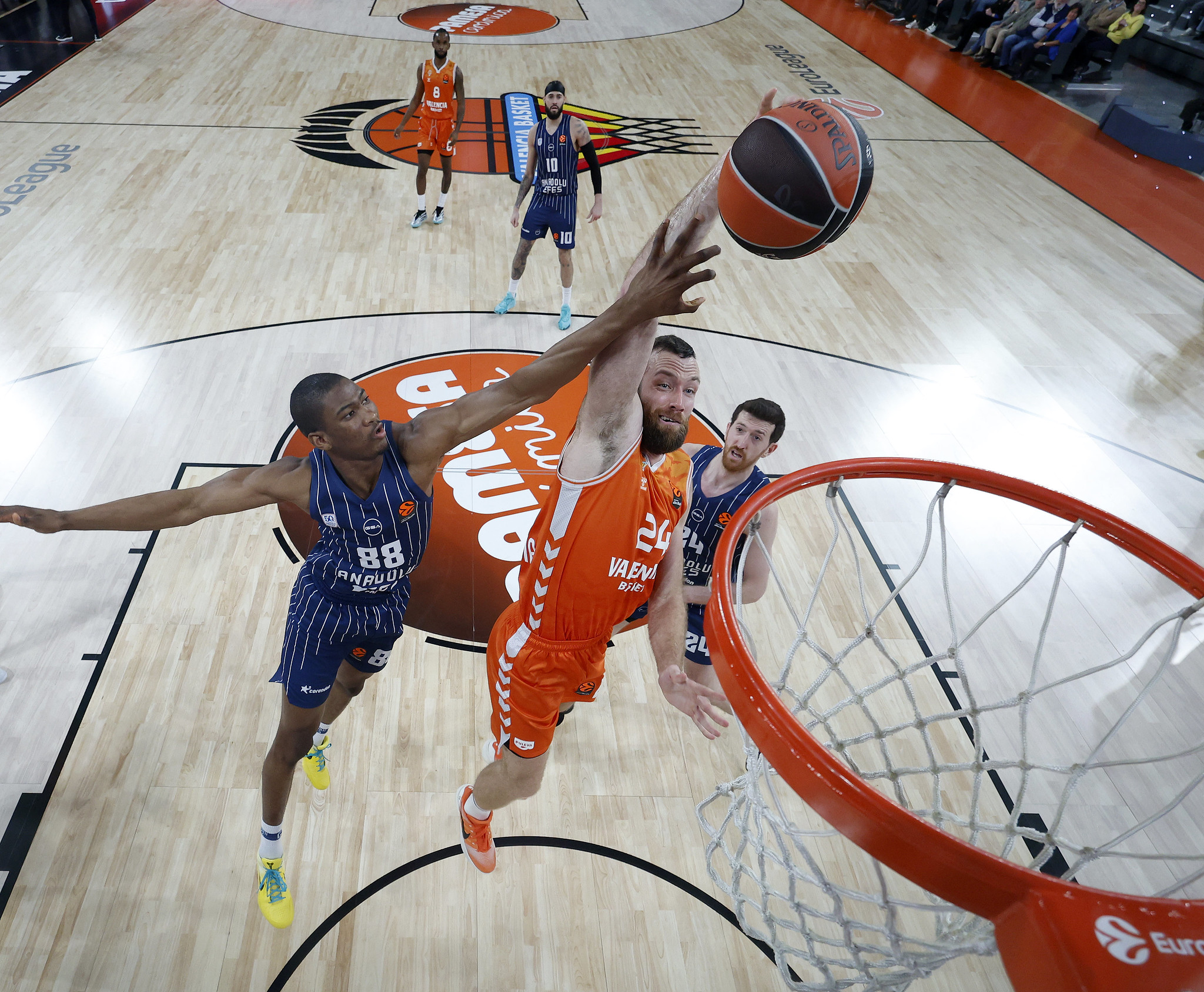 Arriba la desena victòria de la temporada en la EuroLeague en un altre ...