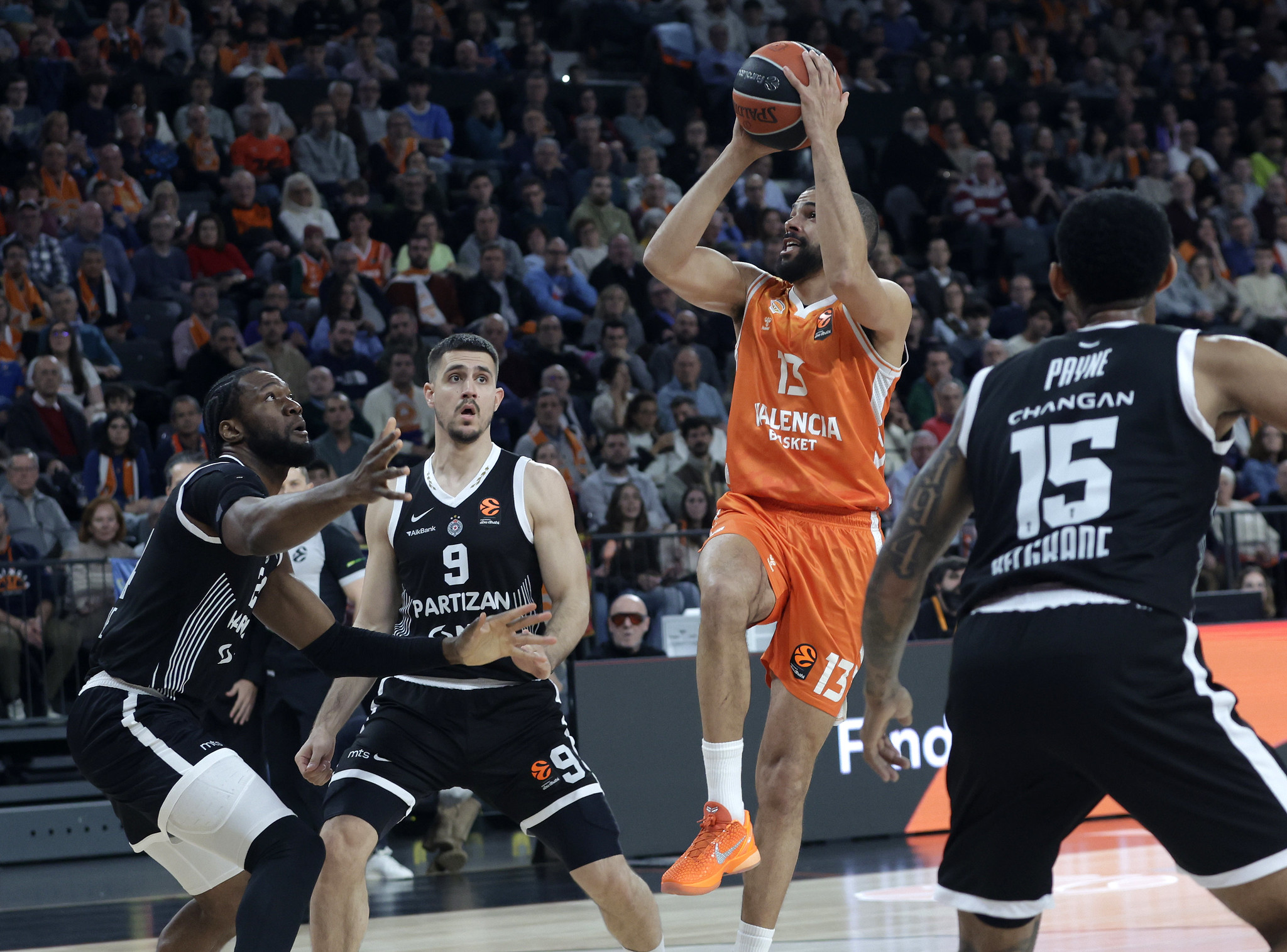 Victory in a hard-fought game against Partizan Mozzart Bet Belgrade to ...