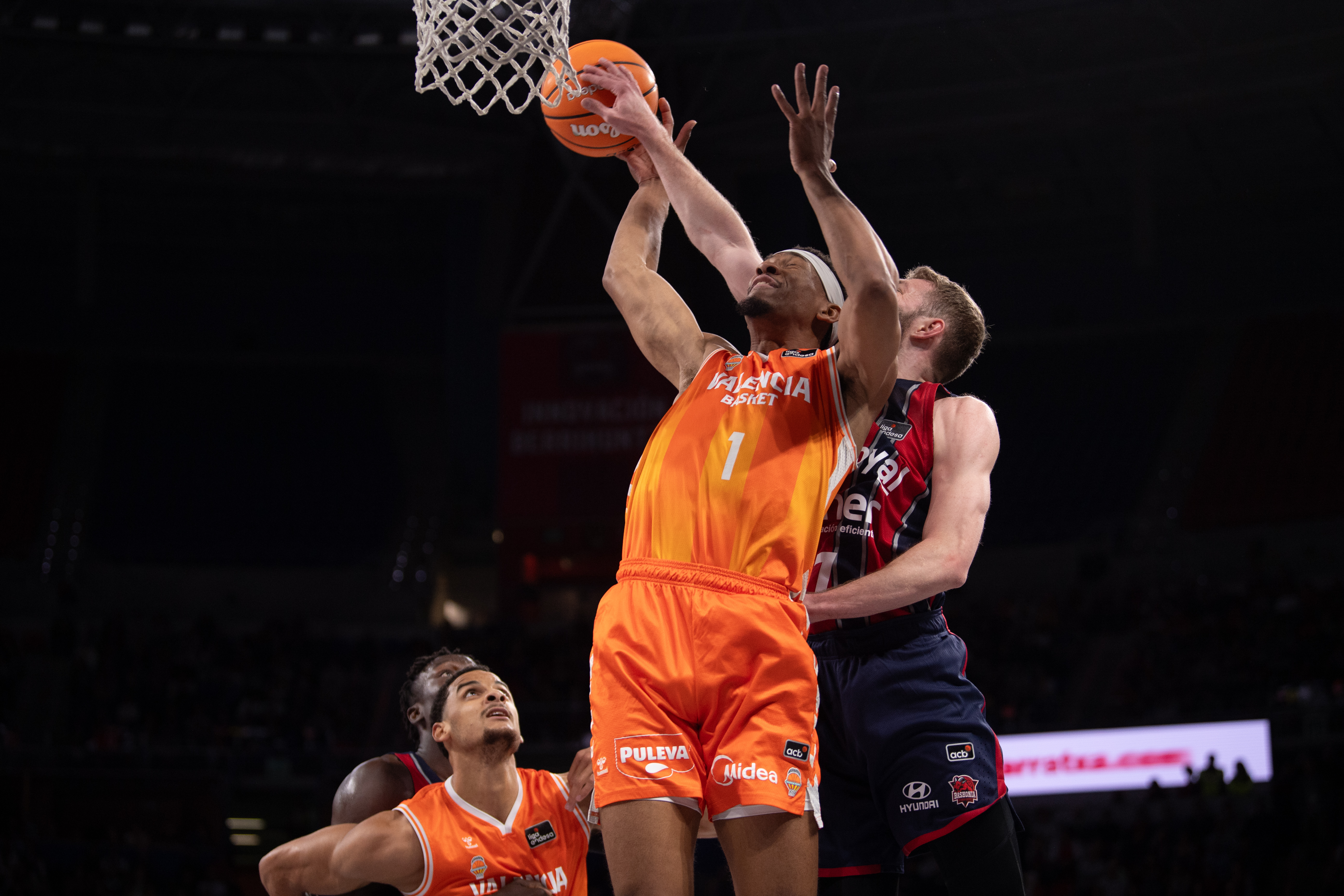 Valencia Basket recibe por primera vez en el Roig Arena al Kosner ...