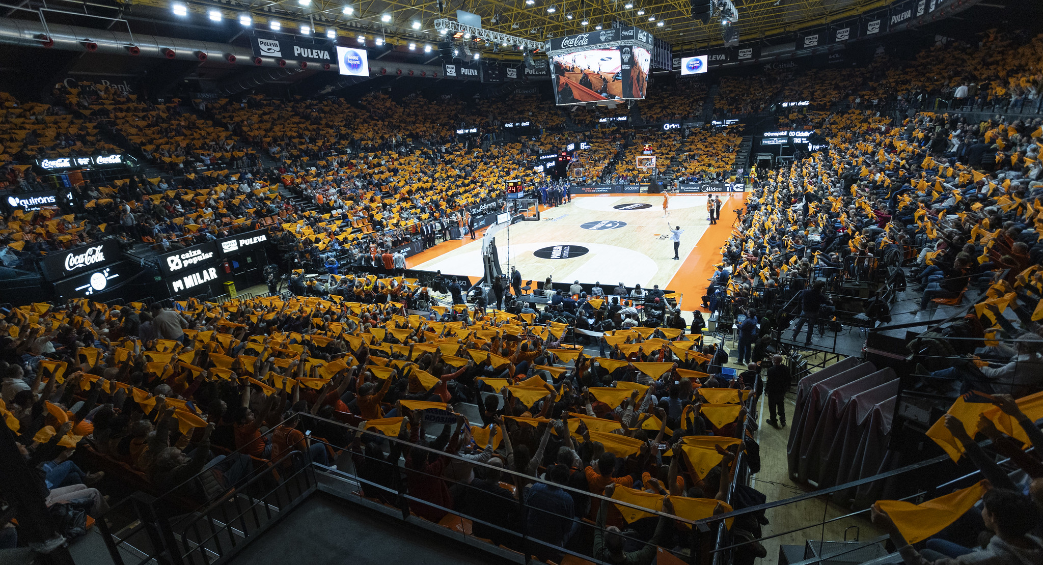 El primer equipo masculino de Valencia Basket jugará ante Unicaja su ...