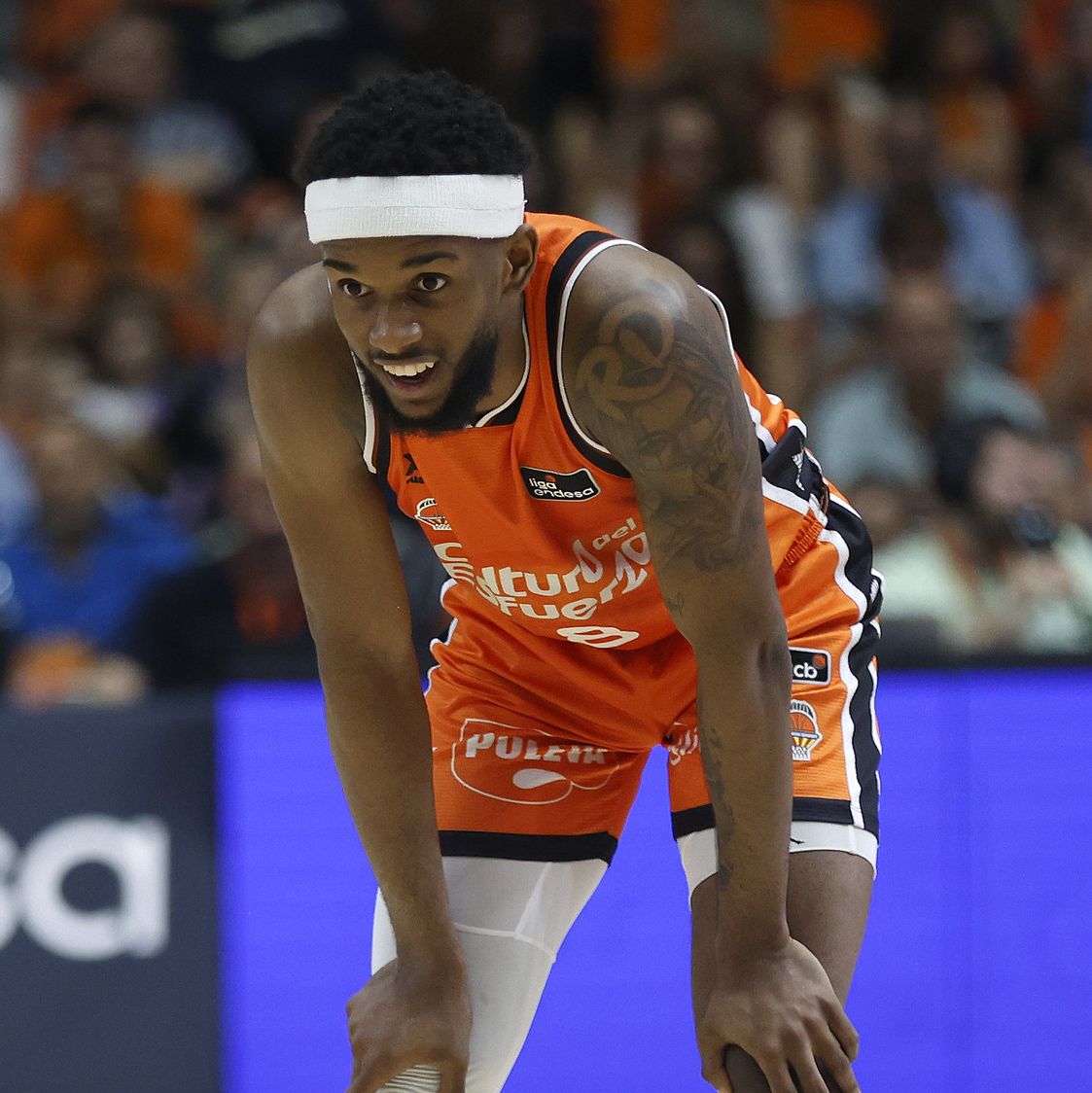 Jean Montero and Sergio De Larrea, nominees for the 2024-25 acb Best ...