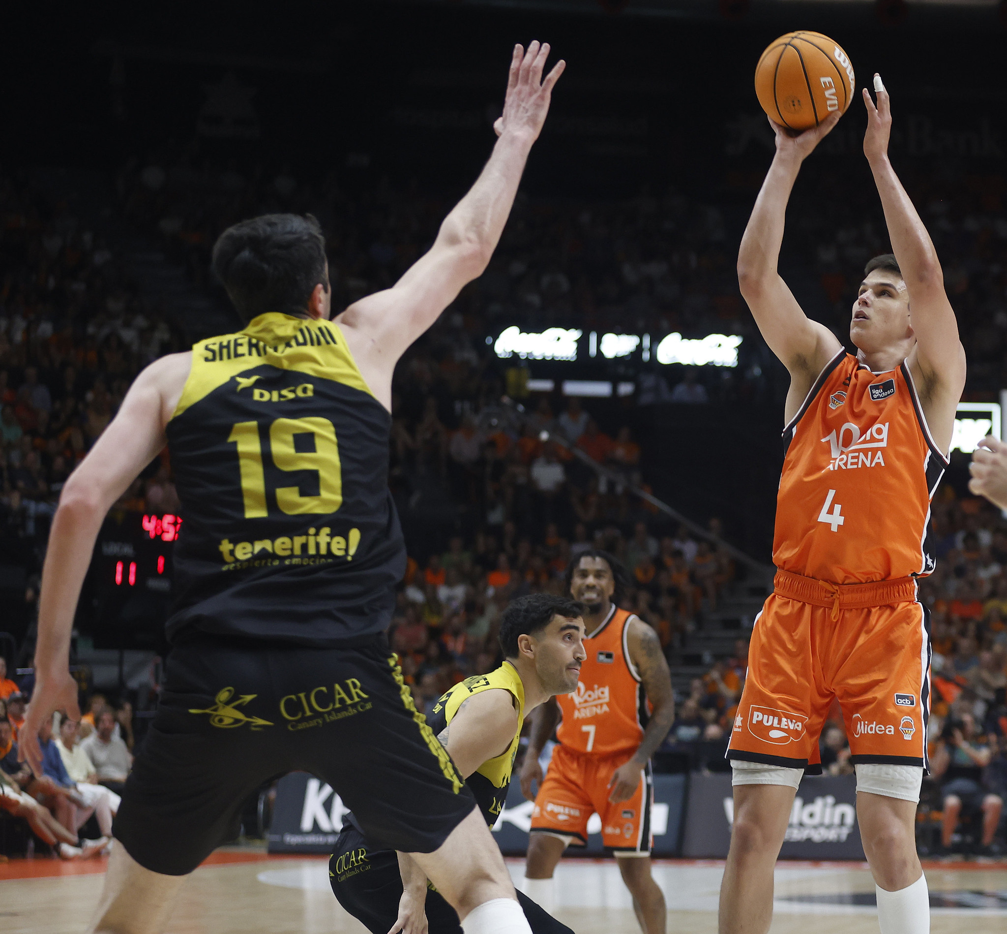 Valencia Basket counts on the Fonteta for semifinals Game 2 vs. La Laguna Tenerife. - Valencia ...