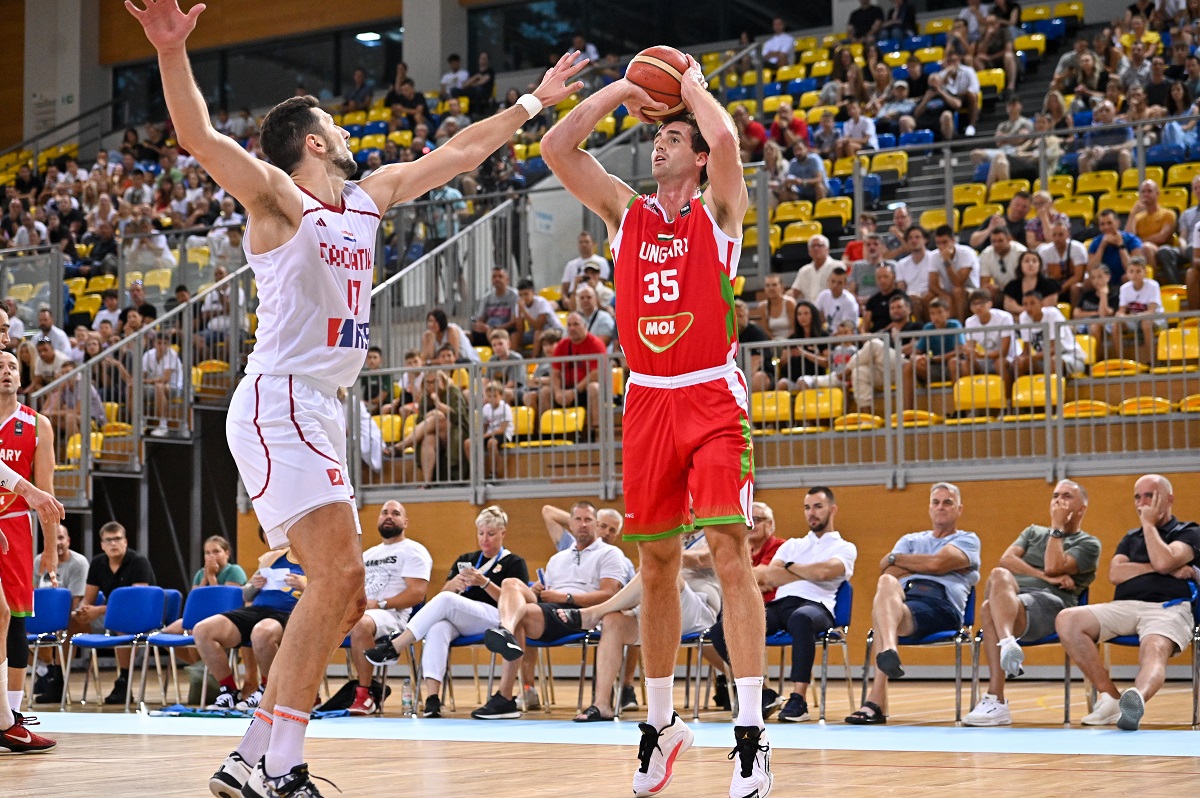 Nate Reuvers will be with Hungary in the FIBA Basketball World Cup 2027 ...